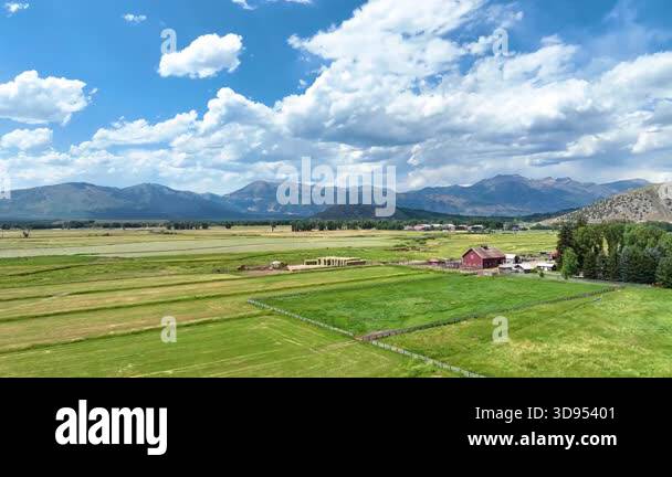 Rural wyoming wide open Stock Videos & Footage - HD and 4K Video Clips ...