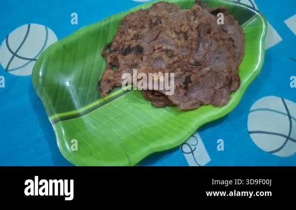 Bright pink beetroot chapati made with fresh beet puree and whole wheat ...
