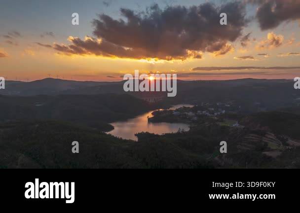 Time-lapse aerial footage of auspicious clouds and sunset in Dali ...