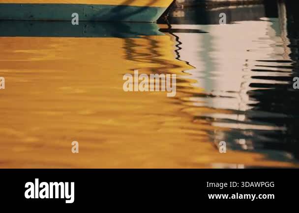 Abstract boat shape Stock Videos & Footage - HD and 4K Video Clips - Alamy