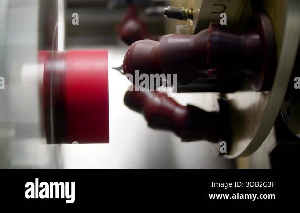manufacturing hydraulic cylinders, step-by-step process, metal ...