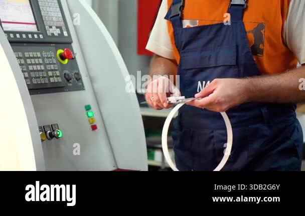 manufacturing hydraulic cylinders, step-by-step process, metal ...