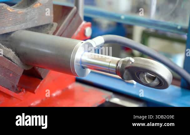 manufacturing hydraulic cylinders, step-by-step process, metal ...