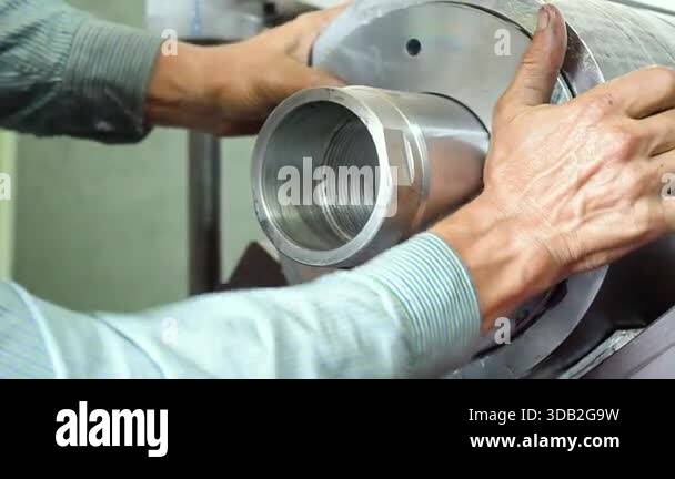 manufacturing hydraulic cylinders, step-by-step process, metal ...