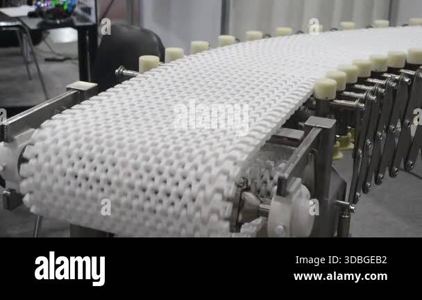Modular belt rotary conveyor. Continuous movement system ...