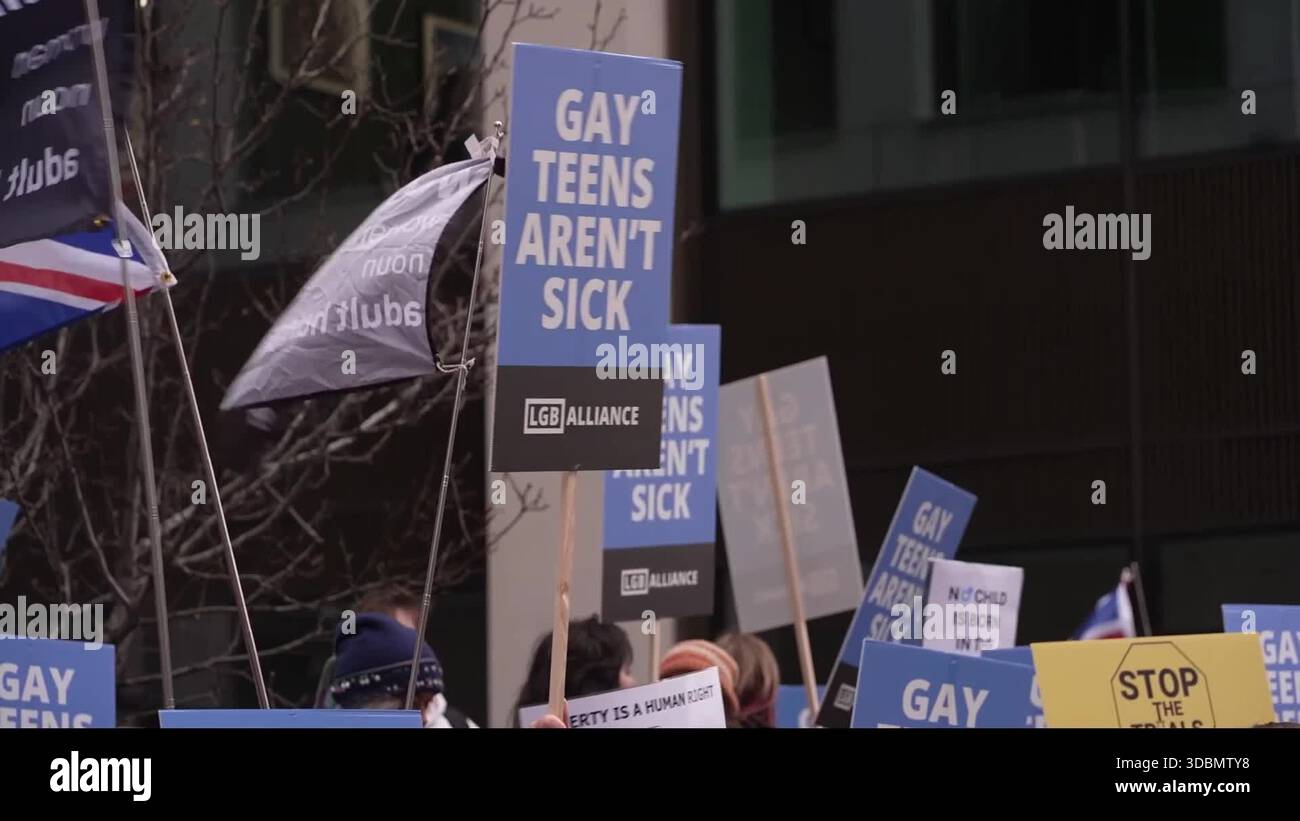 Protesters rally against Labour’s puberty blockers trial Stock Video ...
