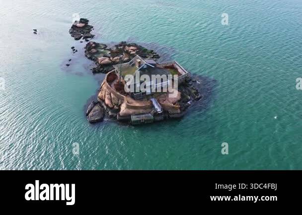 Castaway retreat on island. Quiet island house built for solitude ...