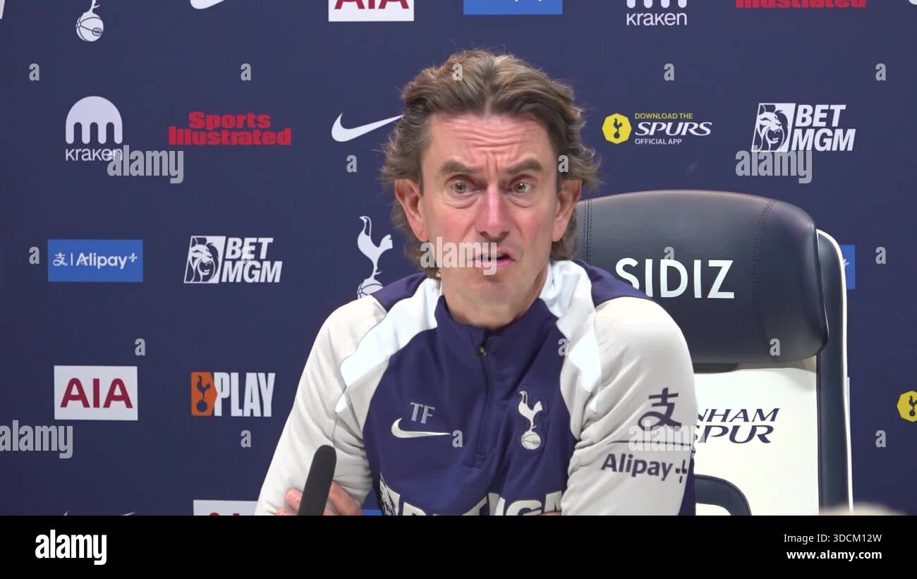 Thomas Frank defends Micky van de Ven over Alexander Isak tackle ...