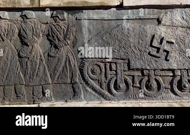 History WW2 Video. Second world war in the pictures on the monument ...