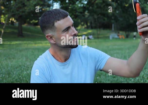 Portrait influencer Stock Videos & Footage - HD and 4K Video Clips - Alamy