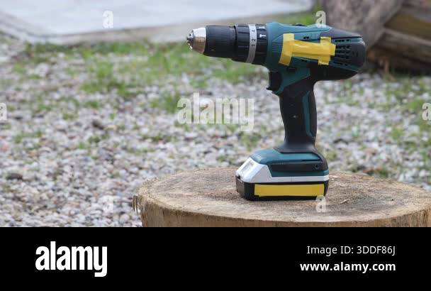 Cordless Electric Impact Driver Power Tool Stock Video Footage - Alamy