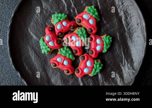 Gingerbread, Christmas cookies, and ornamental holiday baked goods ...