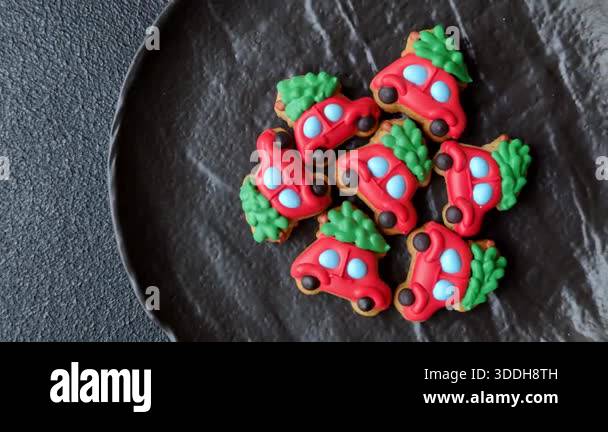 Gingerbread, Christmas cookies, and ornamental holiday baked goods ...