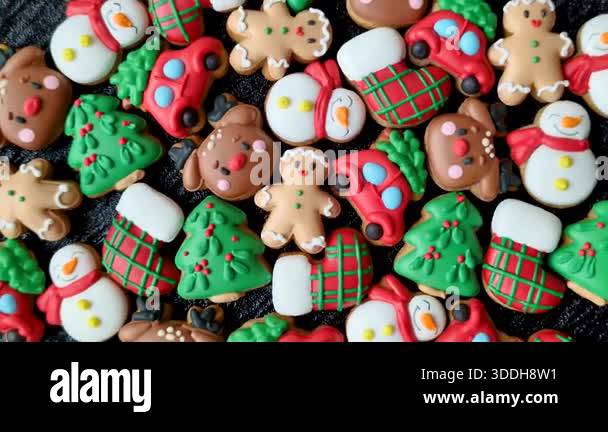 Gingerbread, Christmas cookies, and ornamental holiday baked goods ...