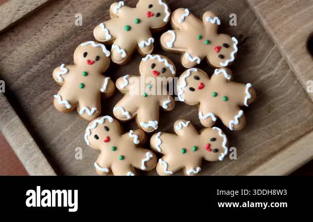 Gingerbread, Christmas cookies, and ornamental holiday baked goods ...