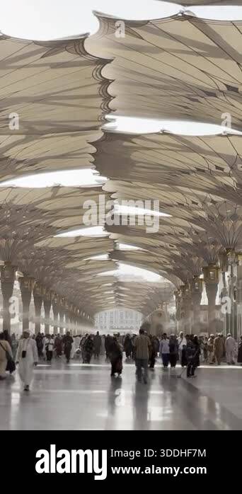 Medina, 9 April 2024 - A wide view under the iconic giant sunshade ...