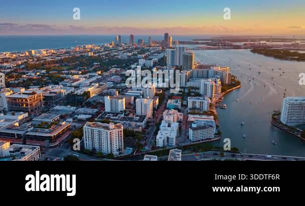 Beautiful urban landscape of modern Miami, Florida, USA. Setting sun ...