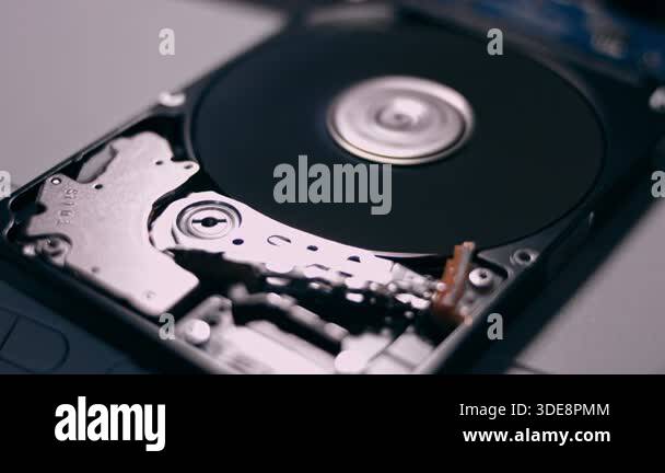 Magnetic disk on a HDD starts spinning Stock Video Footage - Alamy