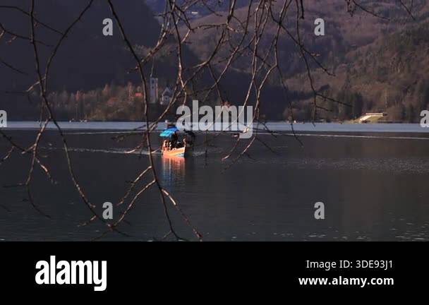 Peaceful Lake Bled and Bled Island Featuring the Assumption of Mary ...
