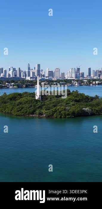 Flagler Memorial At Miami Beach In Florida United States. Scenic ...