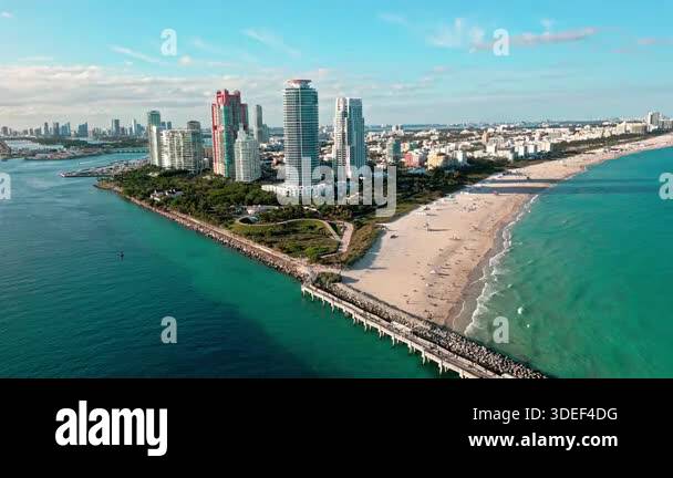 Skyscraper at south pointe park. Luxury hotel skyscraper. Aerial Miami ...