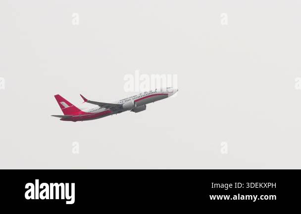 BANGKOK, THAILAND - MARCH 16, 2025: Footage of plane Shanghai Airlines ...