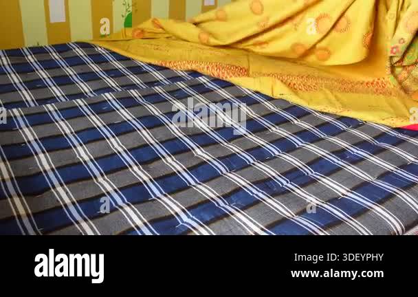 Plaid house Stock Videos & Footage - HD and 4K Video Clips - Alamy