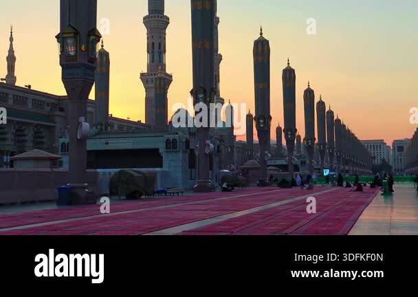 3 December 2021 Masjid al-Nabawi (Mosque of the Prophet), Madinah Al ...