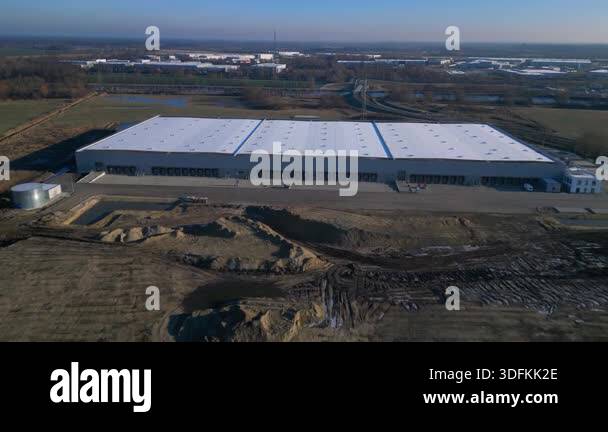 New Mobile robots Fully automated large modern distribution logistics ...