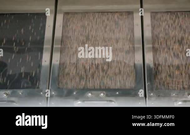 Equipment for grain fractionation and sorting operates with wheat in ...