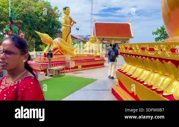 Golden guardian statue majestic Stock Videos & Footage - HD and 4K ...