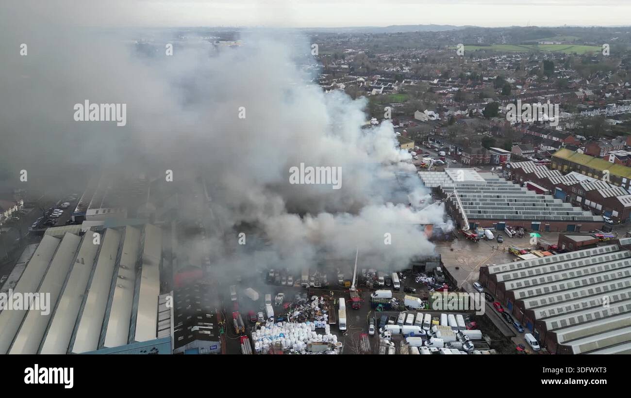 Large plumes of smoke seen as factory fire breaks out in Wolverhampton ...