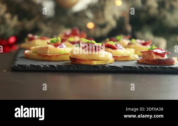 Potatoes Topped with Brie, Cranberry Jam, and Bacon Party Appetizer ...