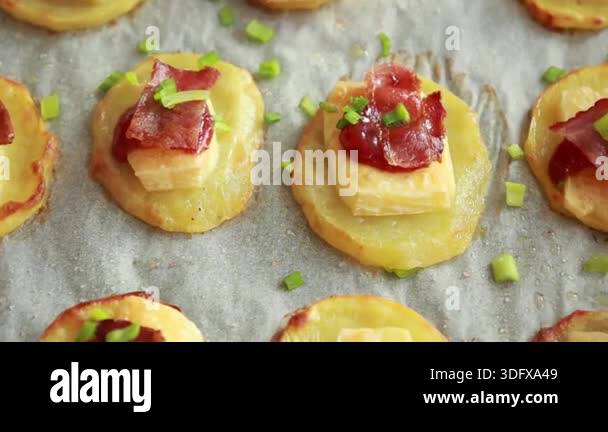 Potatoes Topped with Brie, Cranberry Jam, and Bacon Party Appetizer ...