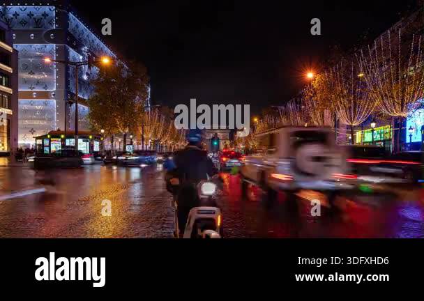 Time Lapse of traffic on Champs-Elysees Boulevard in Paris, France at ...