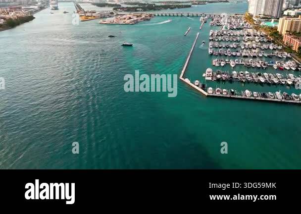 Yacht sea harbor. Luxury south beach marina. Miami skyscraper at south ...