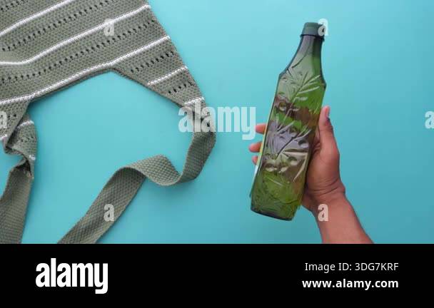 Learn how to prepare fresh herbs for cooking in a simple way Stock ...