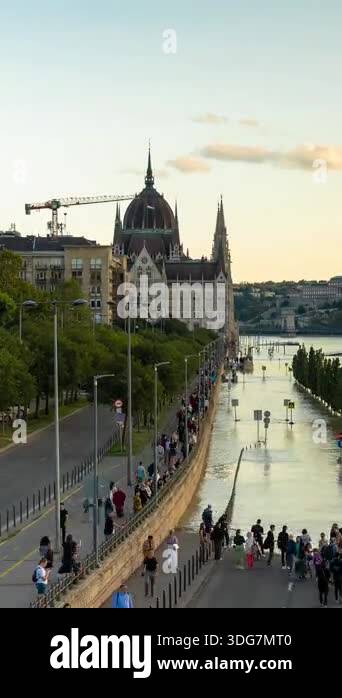 Budapest, Hungary - September 19, 2024: The Danube River overflowing ...