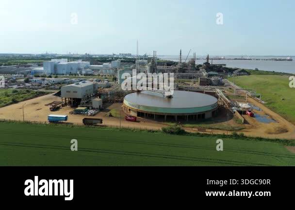 Heavy industrial factories, major infrastructure for chemical ...