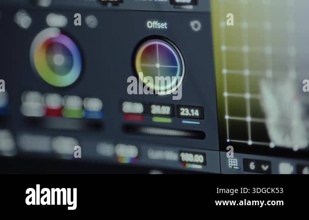 Using the Offset wheel for adjusting the color balance and tonal range ...