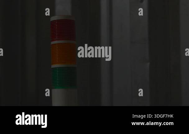 Flashing Amber Stack Light Signaling Machine Alert Vertical Indicator ...