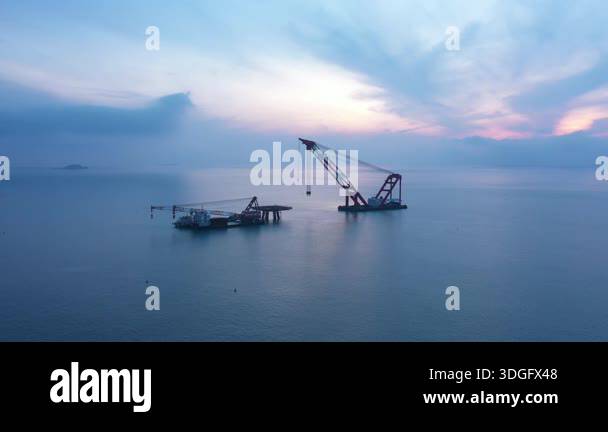 Offshore crane vessel for wind power construction near Pingtan Island ...