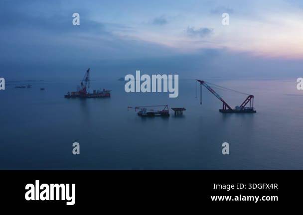 Offshore crane vessel for wind power construction near Pingtan Island ...