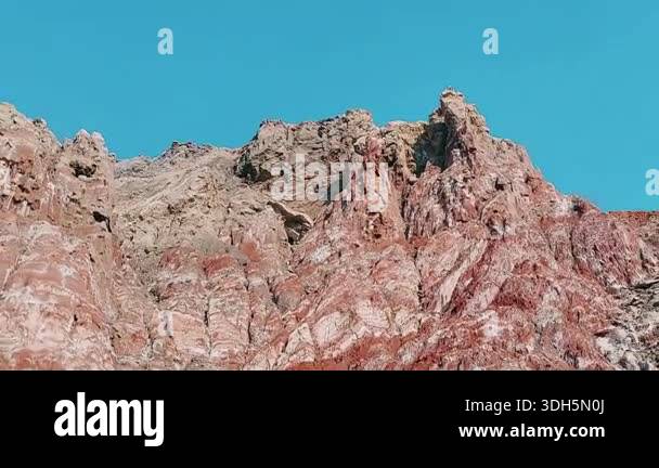 Majestic Himalayan Pink Salt Mines Within Pakistans Historic Salt Range ...