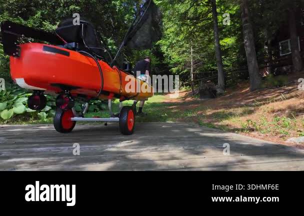 Transporting a kayak Stock Videos & Footage - HD and 4K Video Clips - Alamy