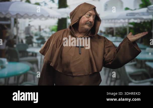 Welcome pose Stock Videos & Footage - HD and 4K Video Clips - Alamy