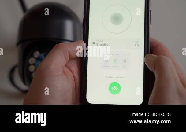 Using a mobile phone to connect to a surveillance camera. Authorization ...