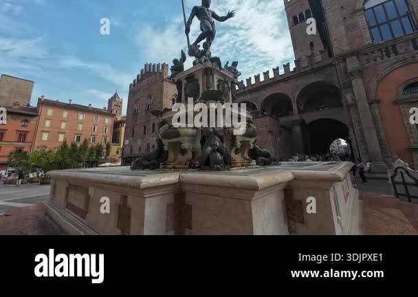 BOLOGNA, ITALY - SEPTEMBER 9, 2025: Neptune Fountain Statue in Piazza ...