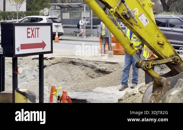 Atlanta, GA / USA - February 27, 2024: The shovel of an earth excavator ...