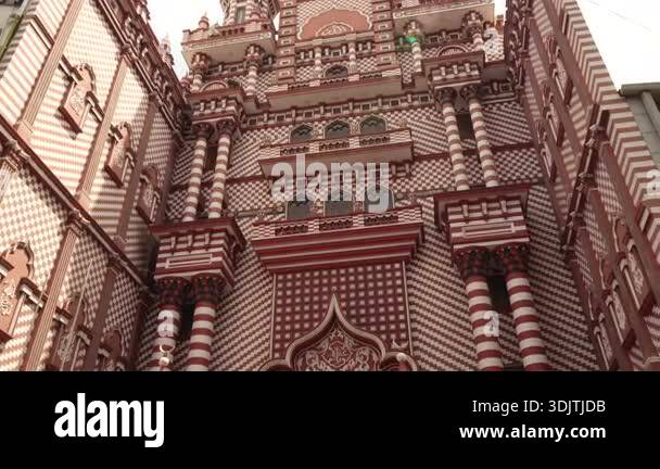 Famous Jami Ul-Alfar Red Mosque in Pettah, Colombo, Sri Lanka. Iconic ...
